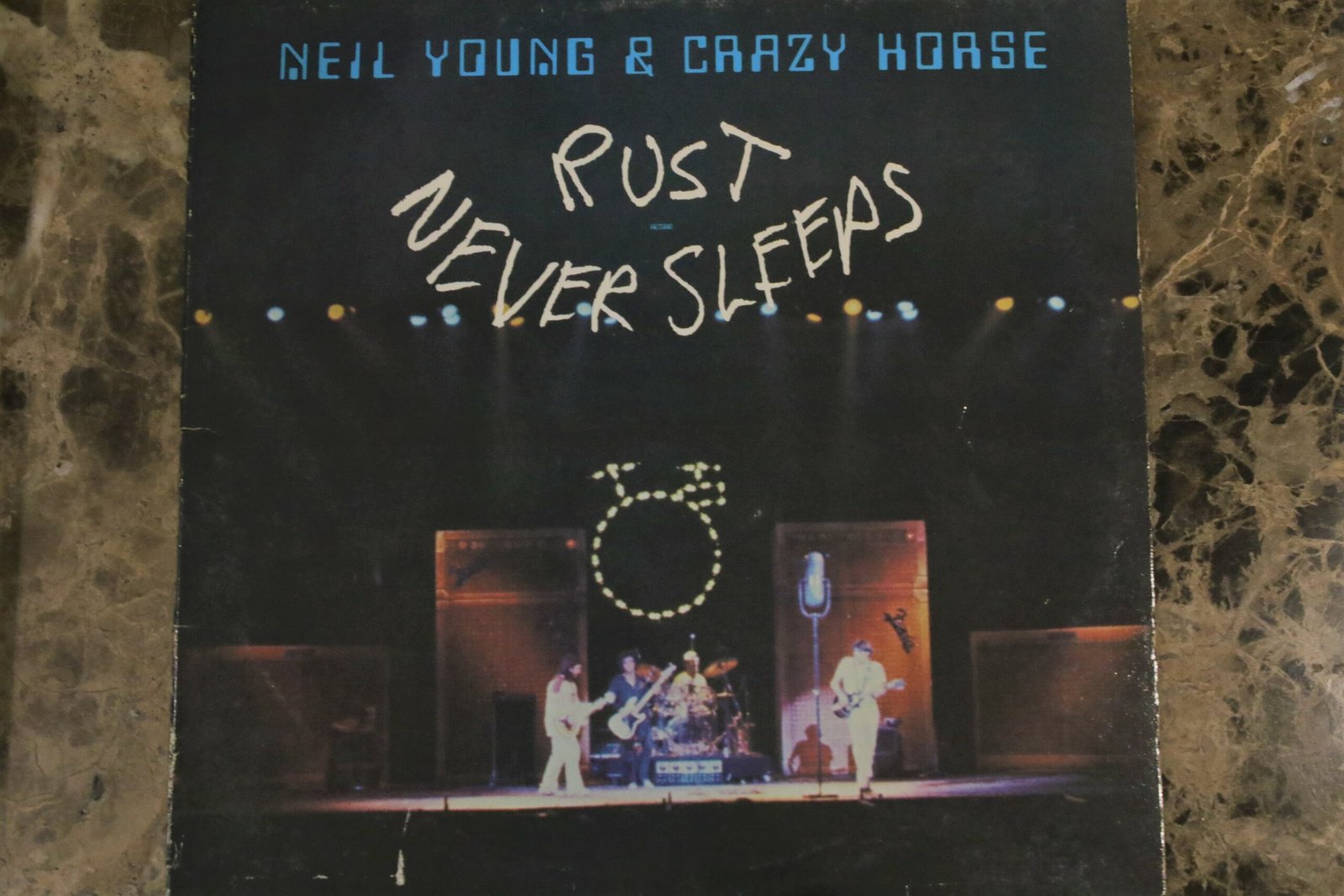Neil Young & Crazy Horse - Rust Never Sleeps (VG) - Mr Vinyl Neil Young & Crazy Horse - Rust Never Sleeps (VG) - Mr Vinyl