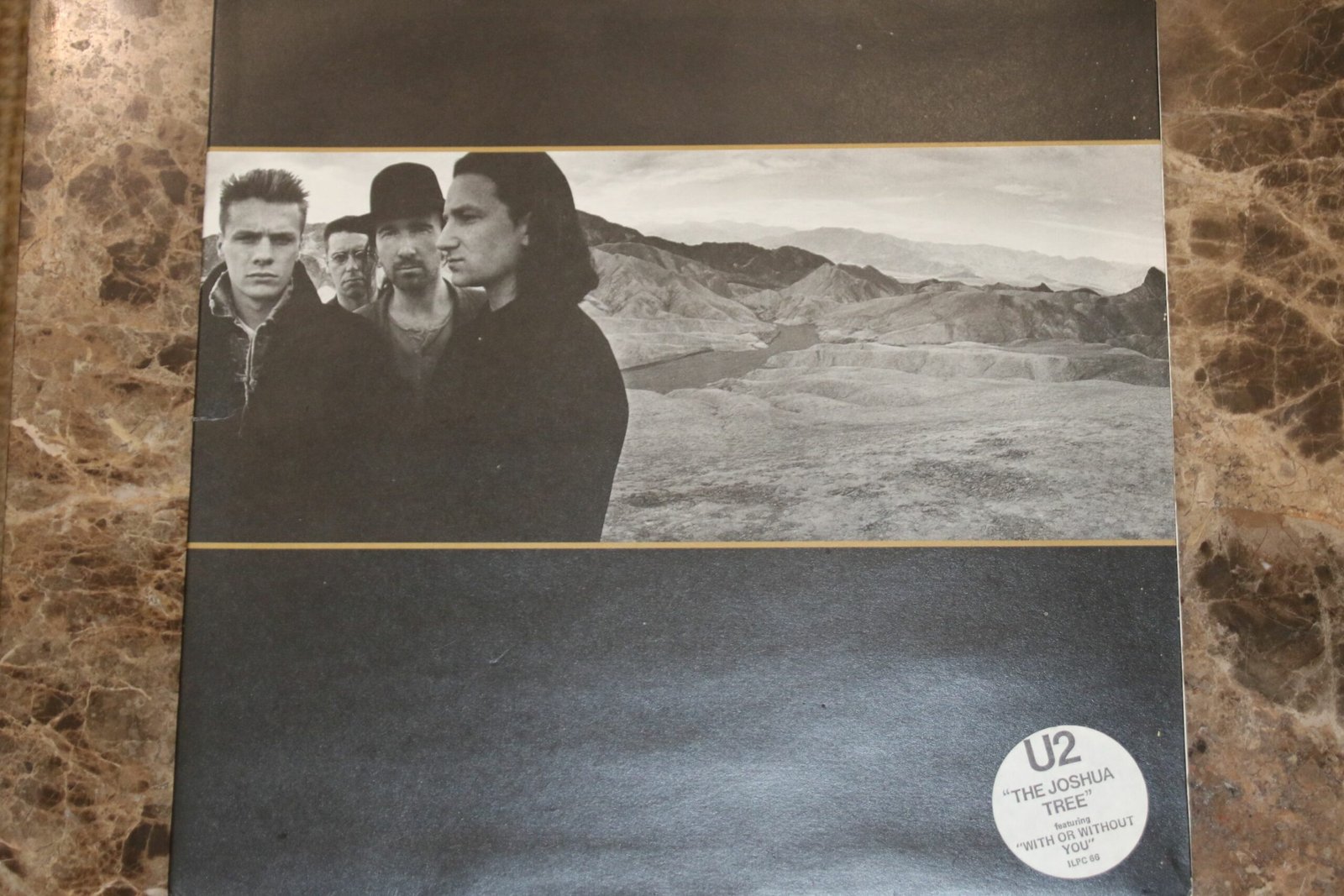 U2 - The Joshua Tree (G+/VG) - Mr Vinyl