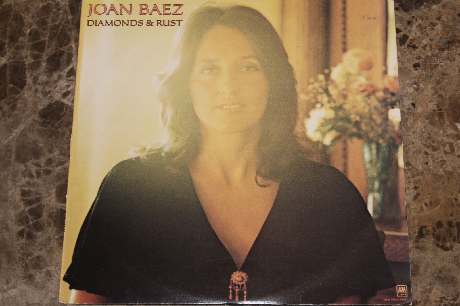 Joan Baez - Diamonds & Rust (VG) - Mr Vinyl