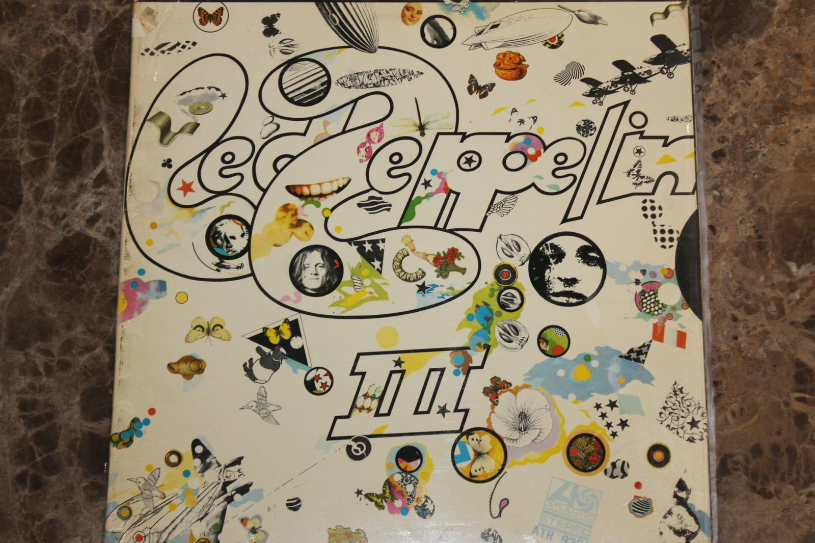 Led Zeppelin - Led Zeppelin III (G+) - Mr Vinyl