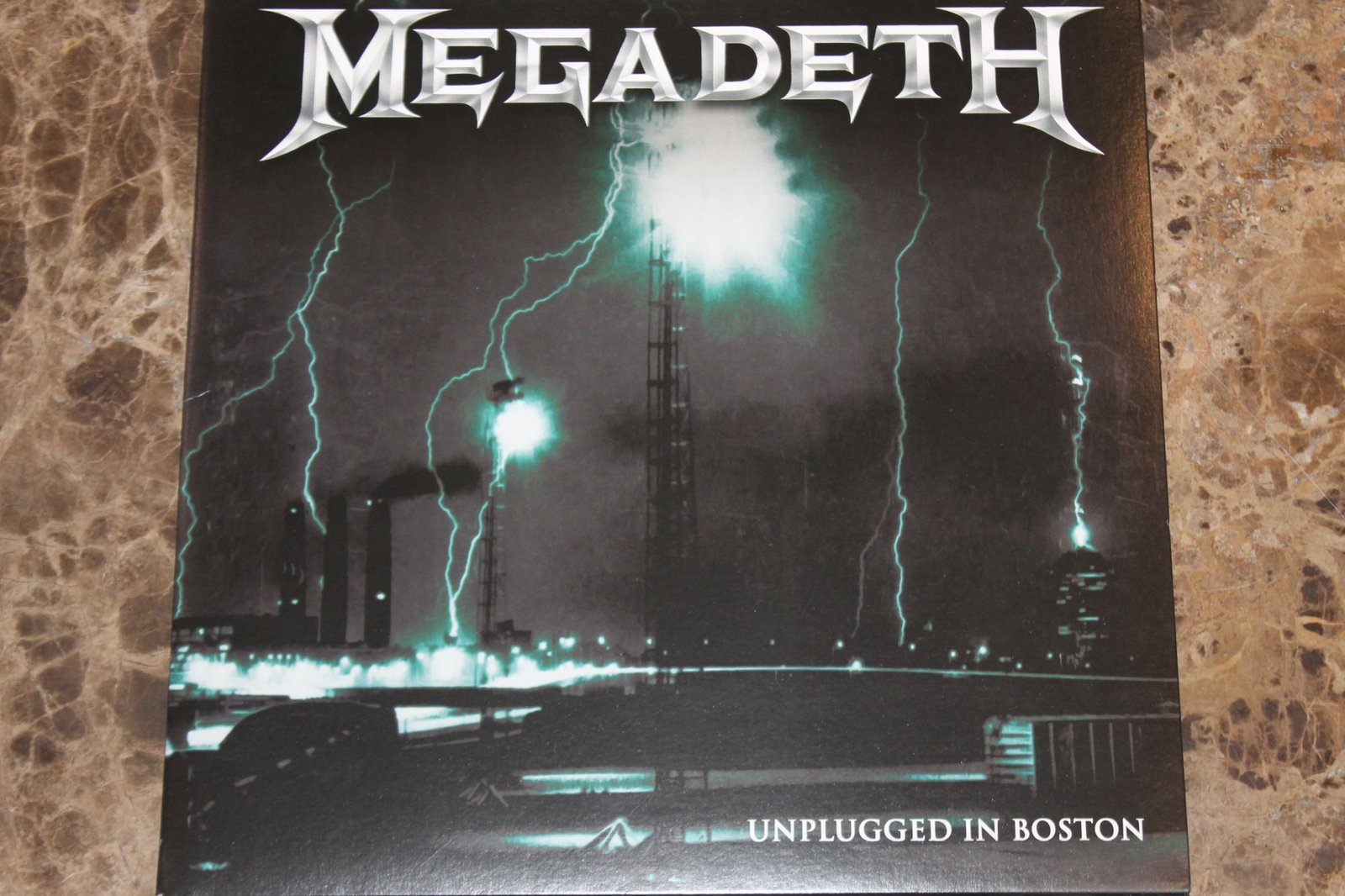 Megadeth - Unplugged In Boston (VG+) (Silver Vinyl) - Mr Vinyl