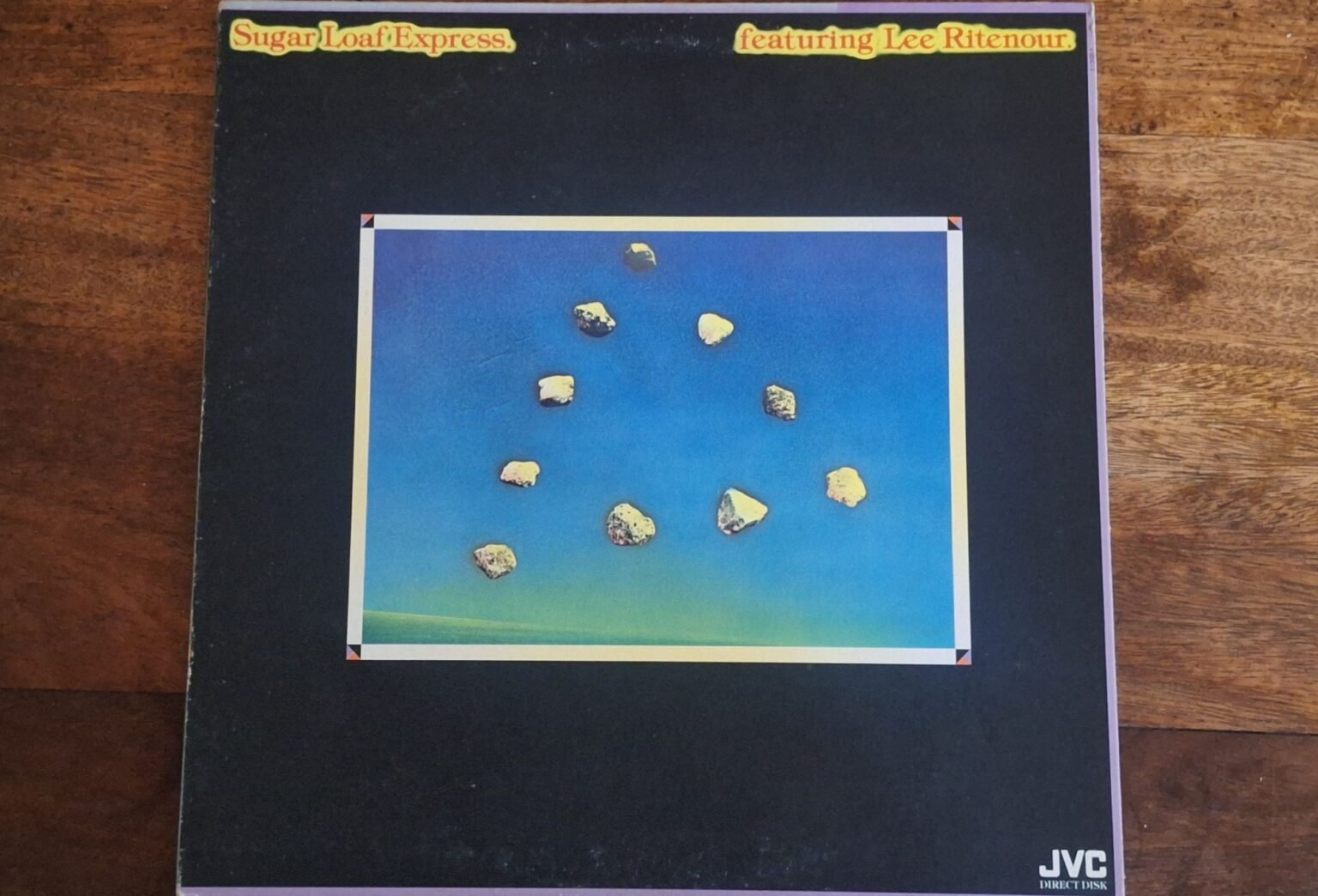 Sugar Loaf Express Featuring Lee Ritenour (VG+/G+) - Mr Vinyl